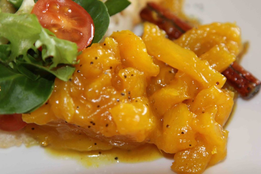 Chunky Pineapple Chutney - Simply Sentient